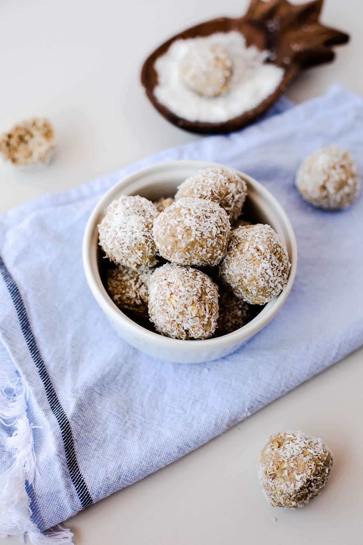 Coconut Balls-12 – Fit Mama Real Food