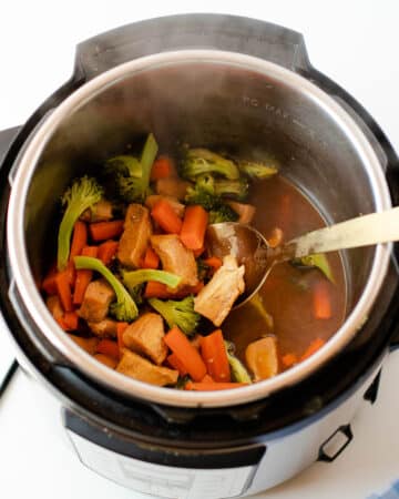 Quick & Easy Instant Pot Chicken Stir Fry – Fit Mama Real Food