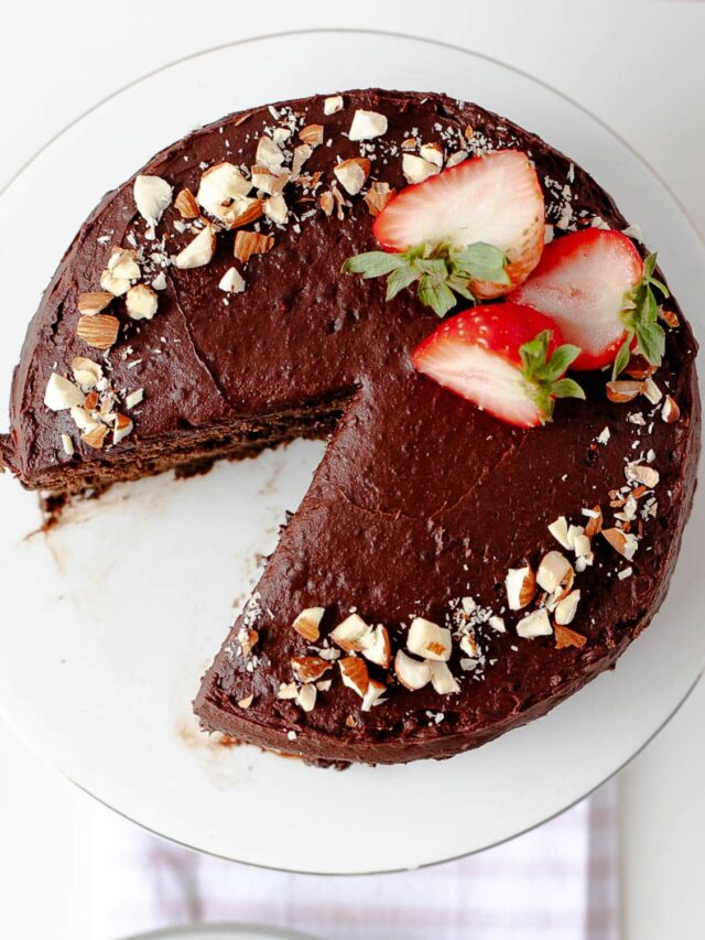 Black Cake Recipe – Fit Mama Real Food