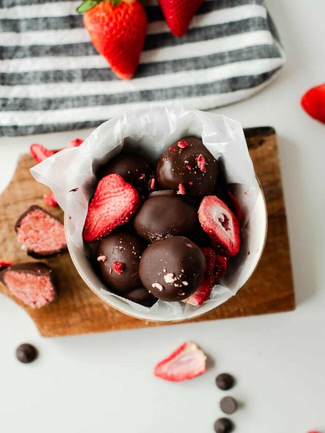 Chocolate Strawberry Balls – Fit Mama Real Food