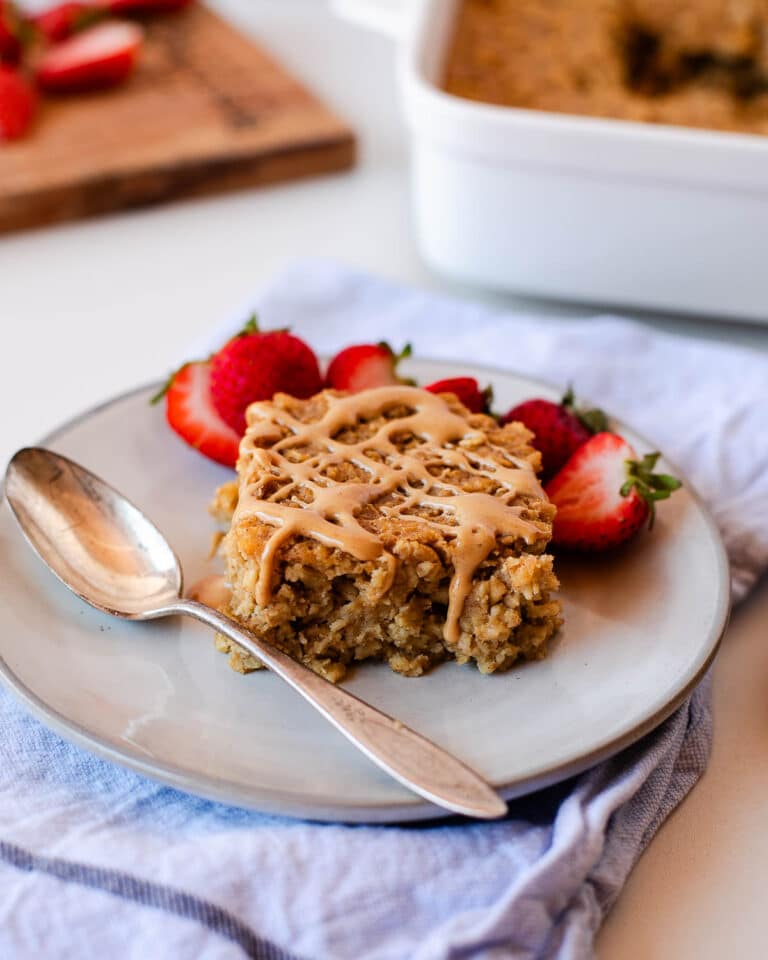 1 Bowl Healthy Peanut Butter Baked Oatmeal Recipe – Fit Mama Real Food