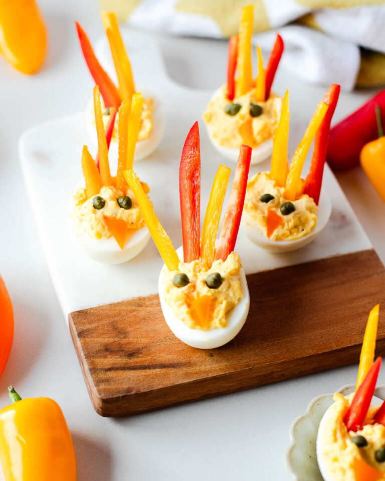Turkey Deviled Eggs – Cute & Easy Thanksgiving Appetizer